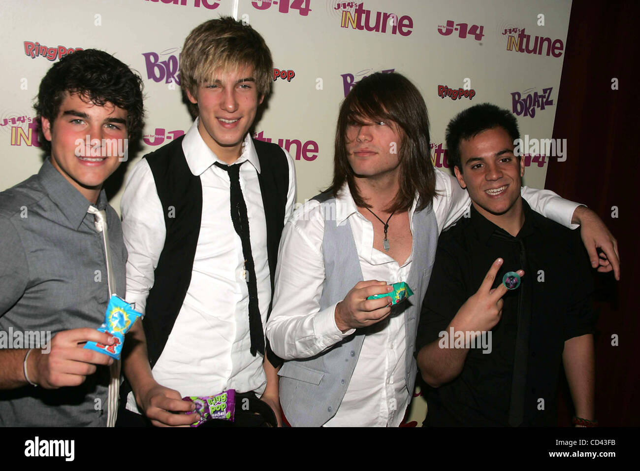 July 28, 2008 - New York, New York, U.S. - J-14 MAGAZINE'S ''IN-TUNE ...