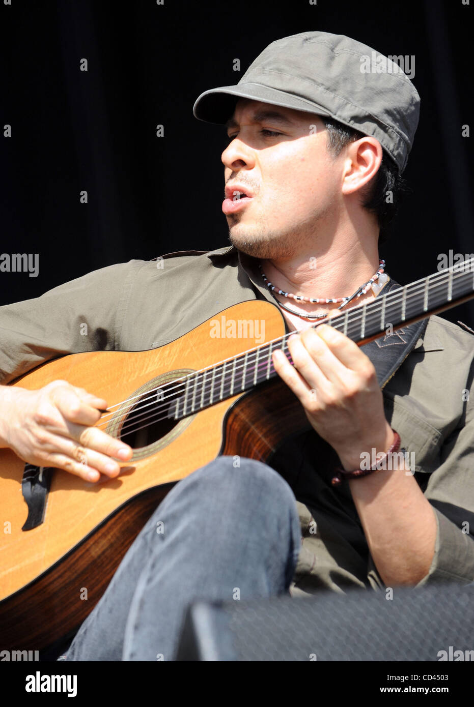 Aug 9, 2008 - Baltimore, Maryland, USA - Guitarist RODRIGO SANCHEZ of ...