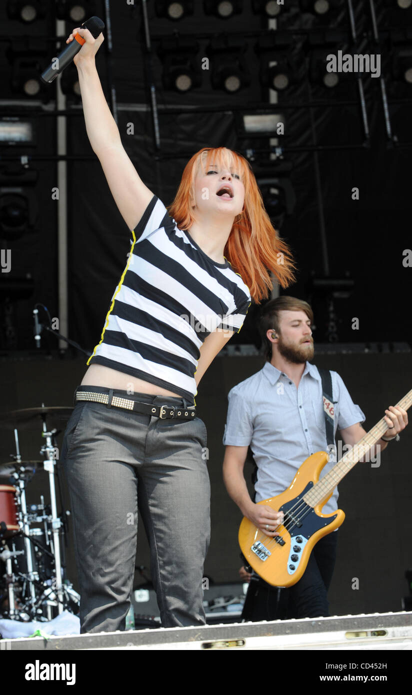 Aug 10, 2008 - Baltimore, Maryland, USA - Singer HAYLEY WILLIAMS of the ...