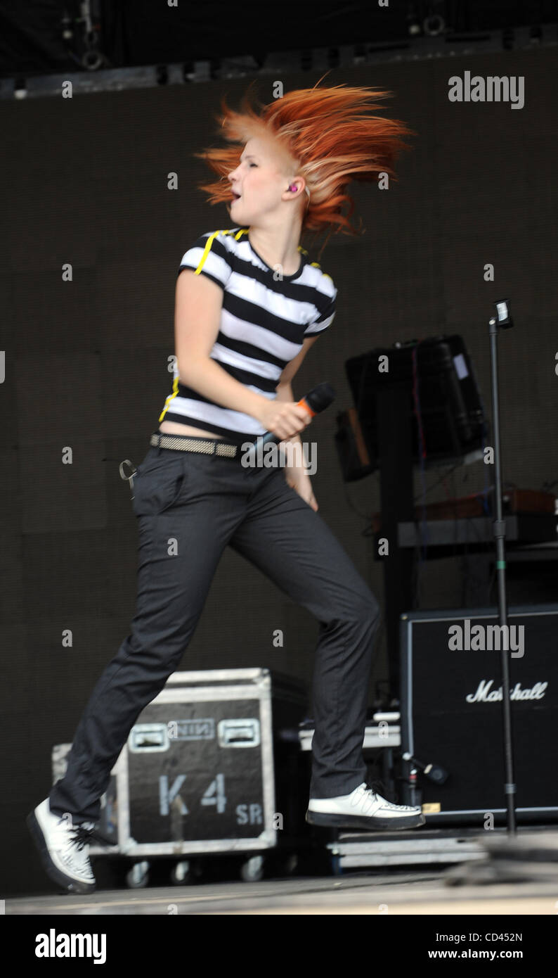 Aug 10, 2008 - Baltimore, Maryland, USA - Singer HAYLEY WILLIAMS of the ...
