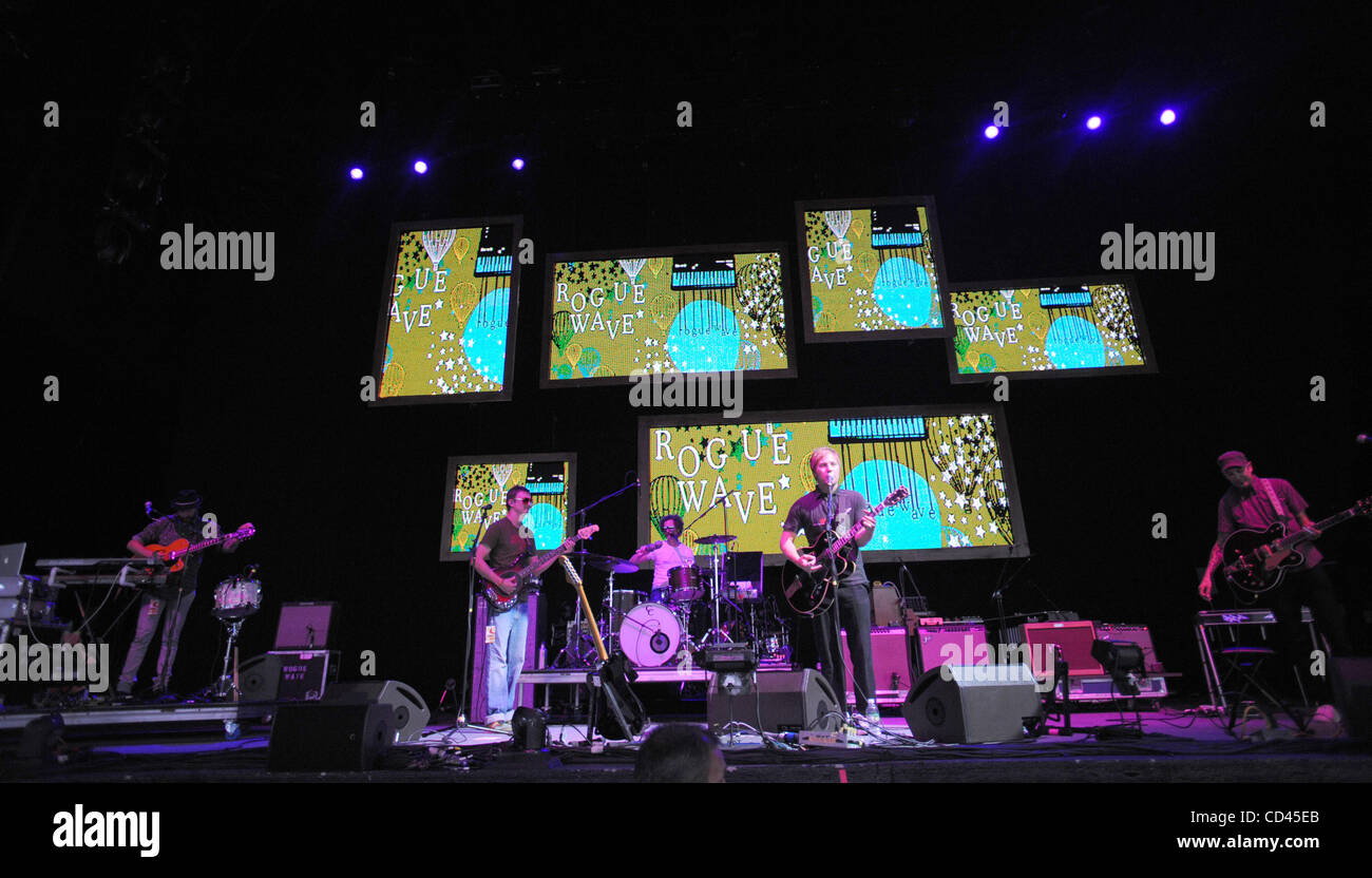 Aug 12, 2008 - Raleigh, North Carolina, USA - Singer / Guitarist ZACK ...