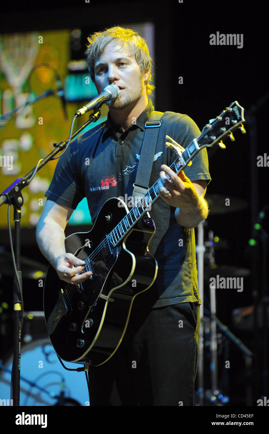 Aug 12, 2008 - Raleigh, North Carolina, USA - Singer / Guitarist ZACK ...