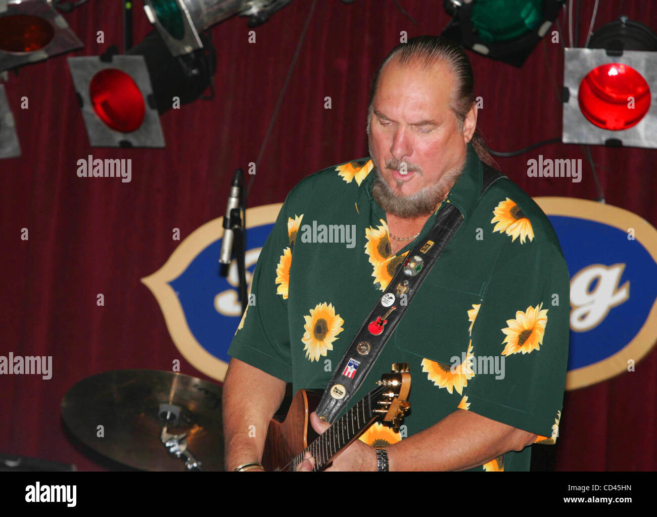 Aug. 15, 2008 - New York, New York, U.S. - K59151RM.THE LEGENDARY R&B ...