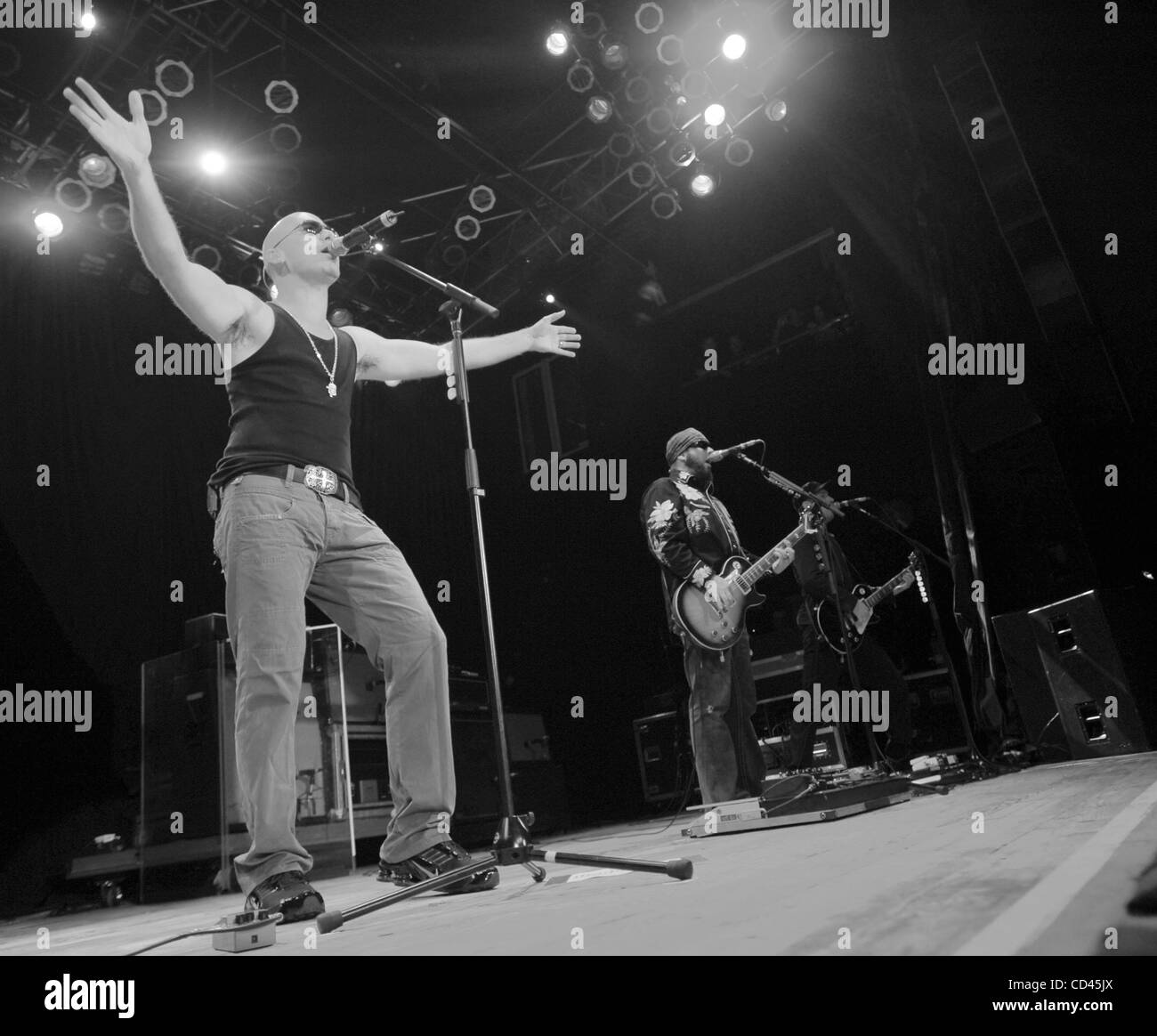 Aug 15, 2008 - Myrtle Beach, South Carolina, USA - Singer / Guitarist ...