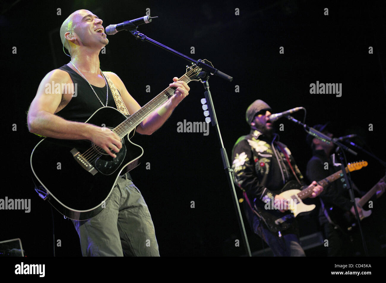 Aug 15, 2008 - Myrtle Beach, South Carolina, USA - Singer / Guitarist ...