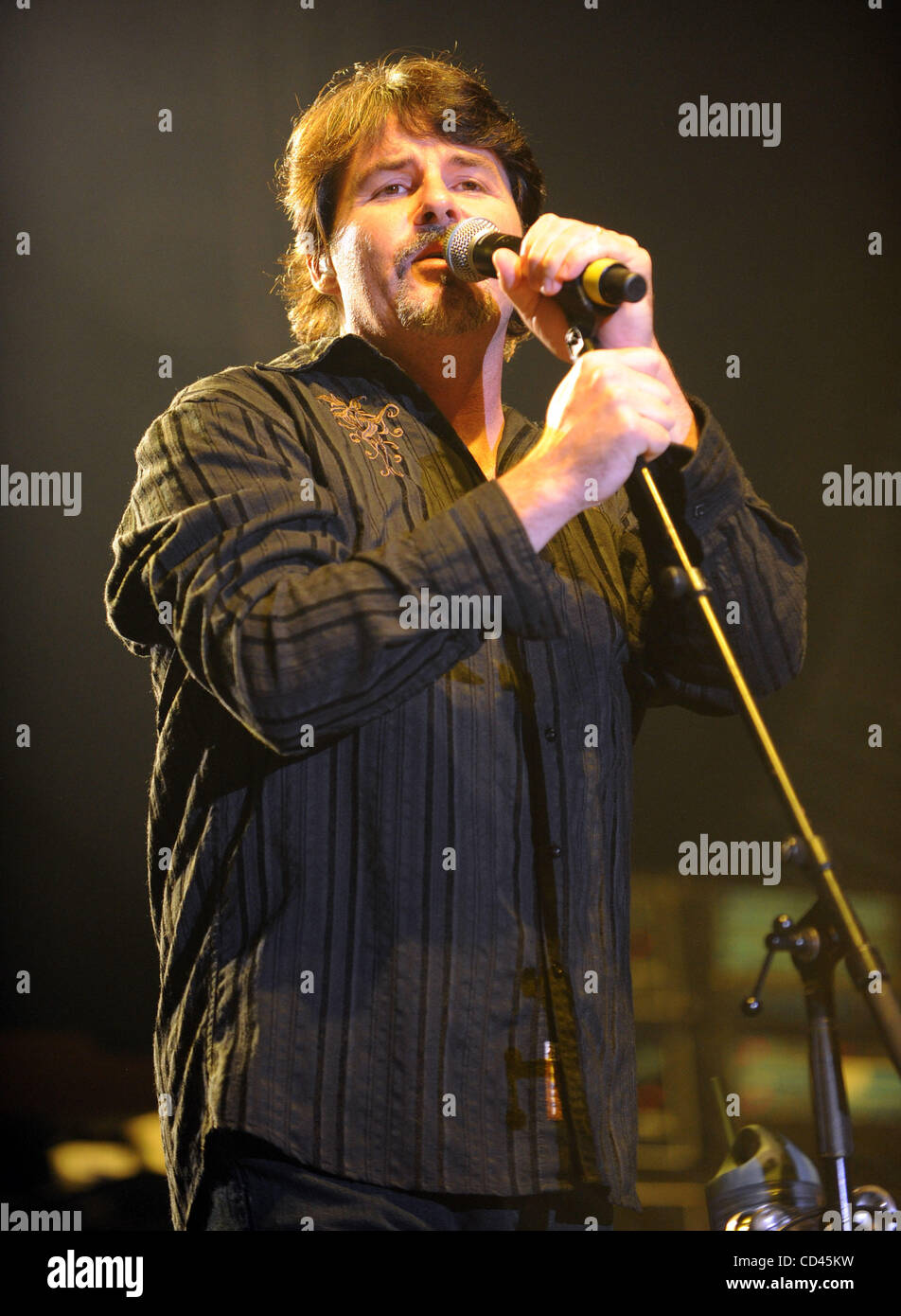 Aug 16, 2008 - Roanoke Rapids, North Carolina; USA - Singer TOMMY ...
