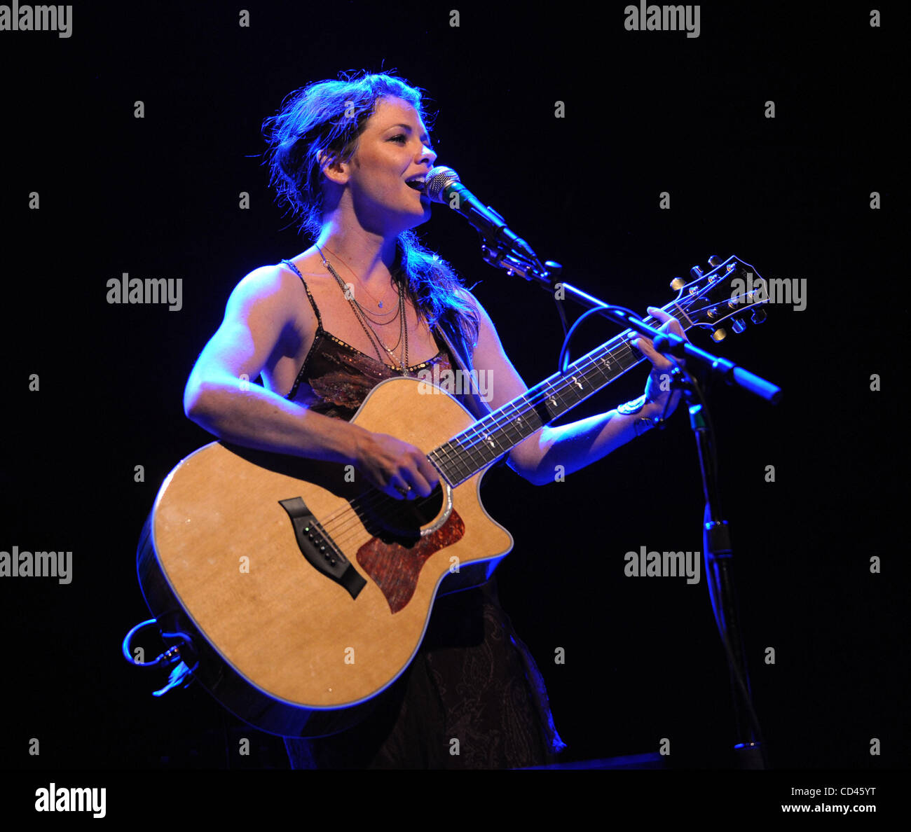 Erin mccarley hi-res stock photography and images - Alamy