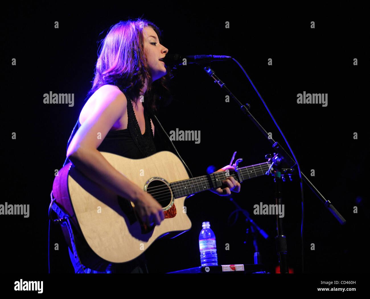 Aug 21, 2008 - San Francisco, California USA - Singer / Guitarist HANA ...