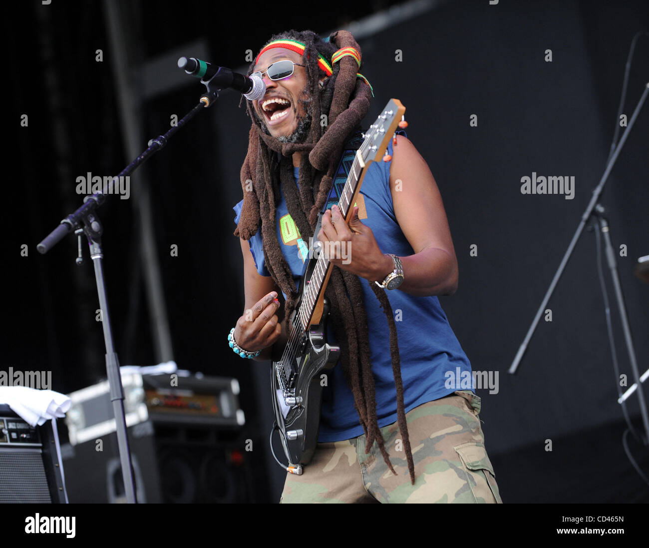 Aug 22, 2008 - San Francisco, California USA - Singer / Guitarist DAVID ...