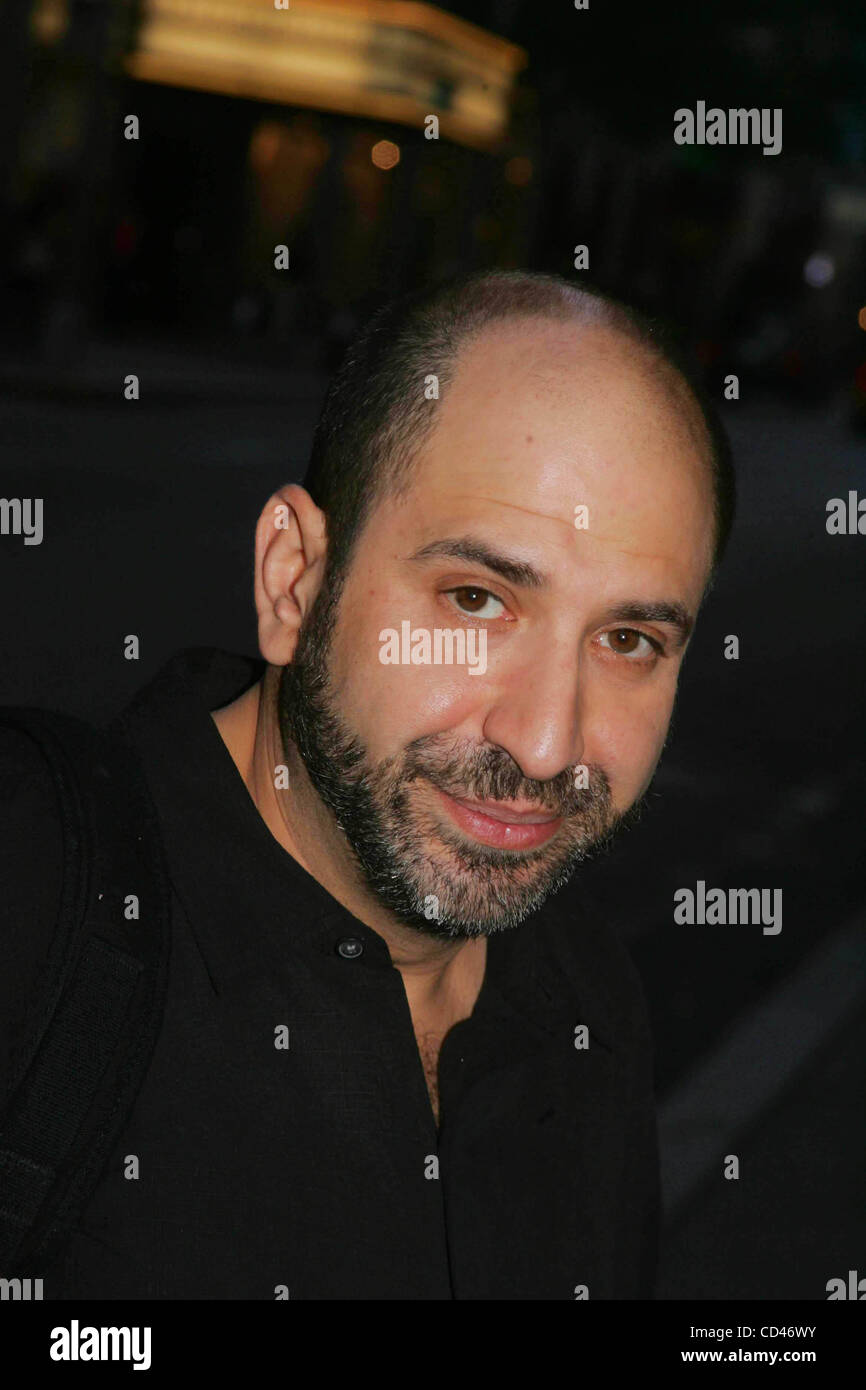 The gong show nbc hi-res stock photography and images - Alamy