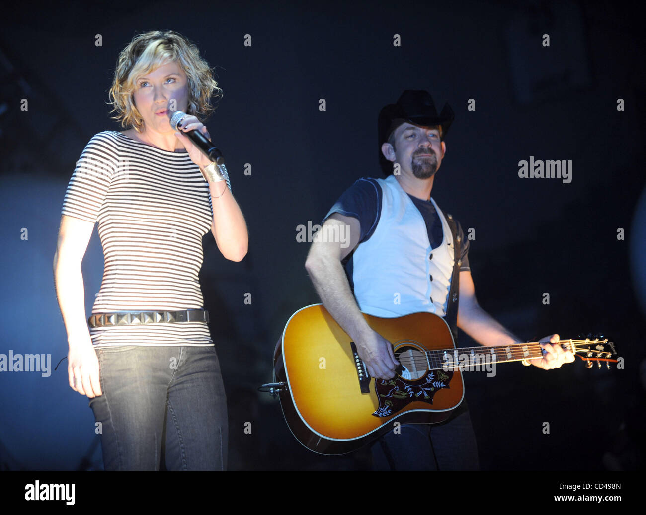 Sep 14, 2008 - Wilmington, North Carolina; USA - (L-R) Singer JENNIFER ...