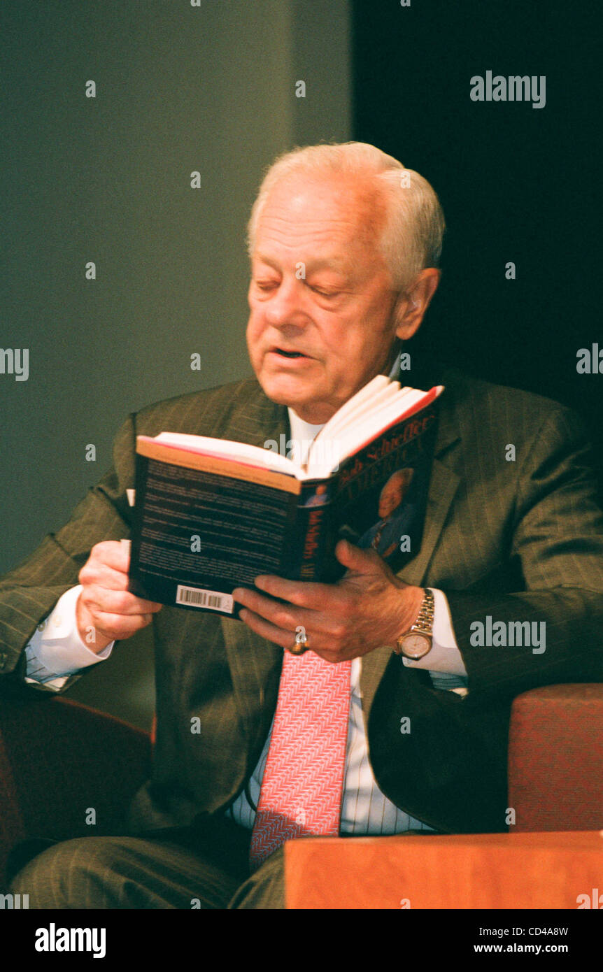 Sept. 20, 2008 - Austin, Texas, U.S. - K59908JN.CBS NEWS SENIOR ...