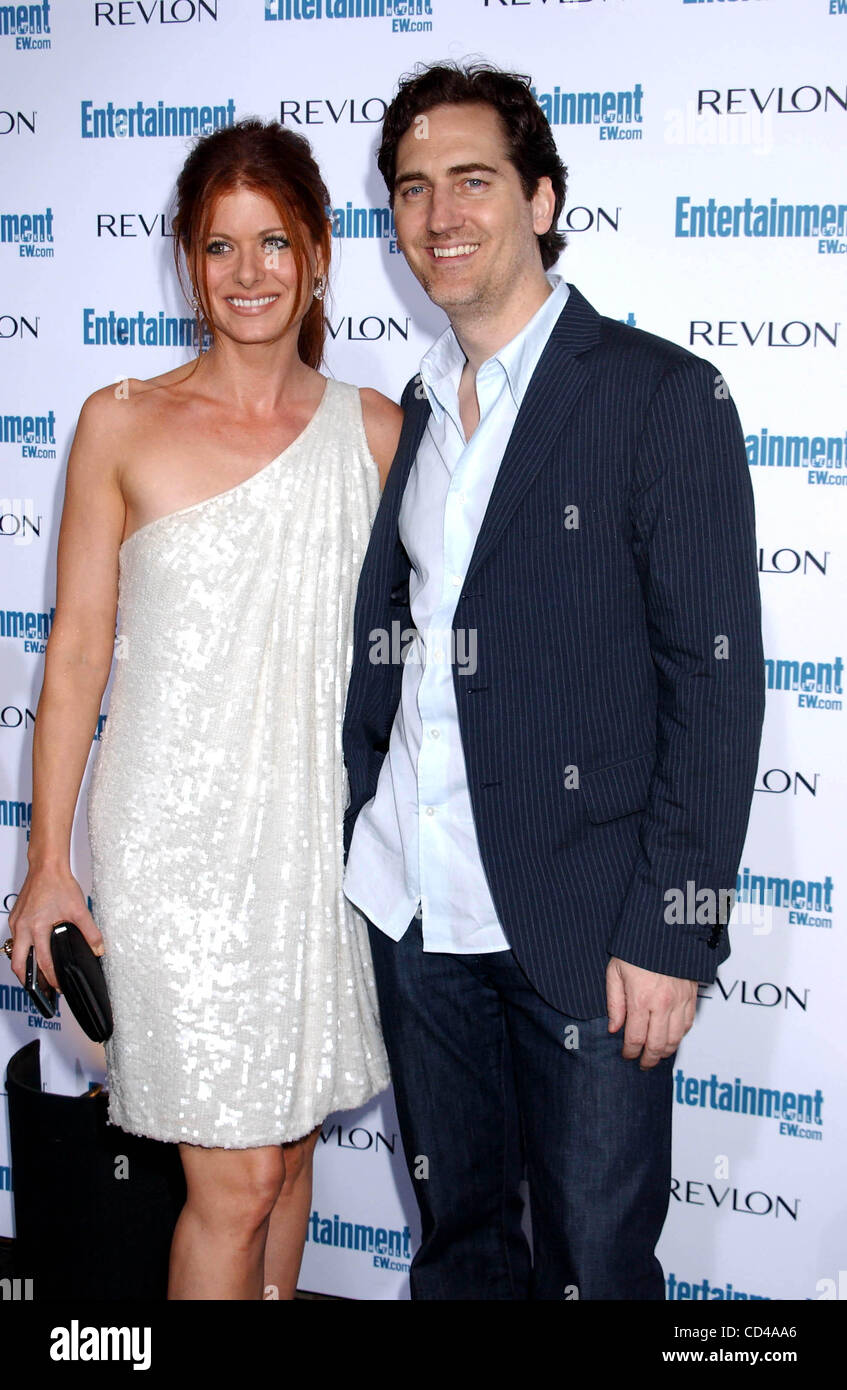 Debra messing and husband daniel zelman hi-res stock photography and ...