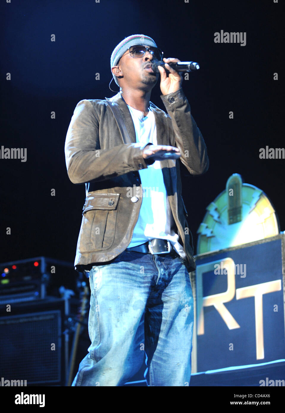 David jason young hi-res stock photography and images - Alamy