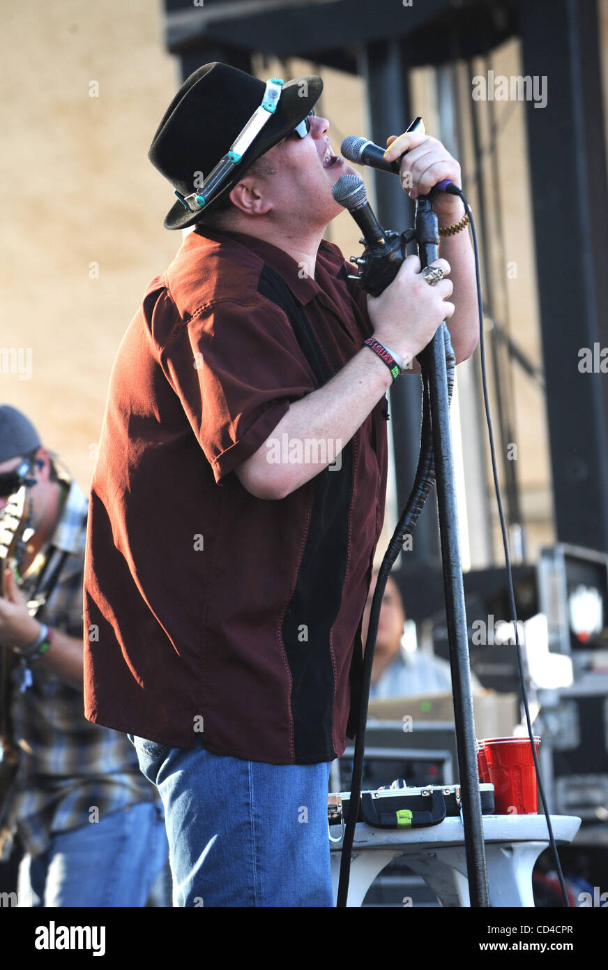 Sep 28, 2008 - Austin, Texas; USA - Singer JOHN POPPER of the band ...