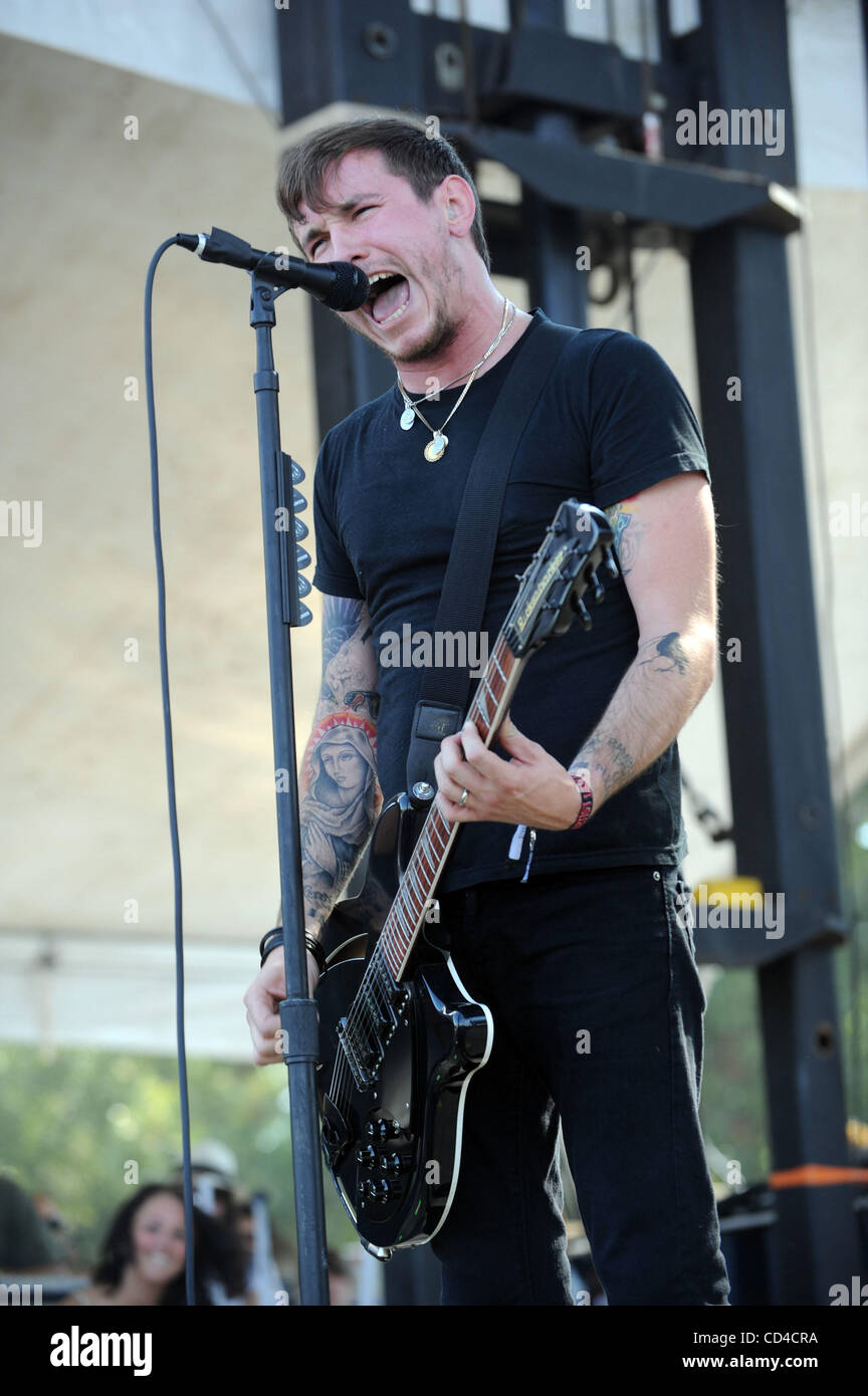 Sep 28, 2008 - Austin, Texas; USA - Singer/Guitarist TOM GABEL of the ...