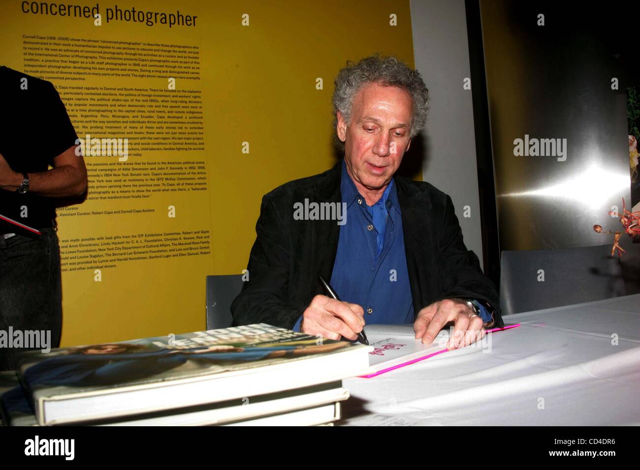 Oct. 3, 2008 - New York, New York, U.S. - BOB GRUEN CELEBRATES THE ...