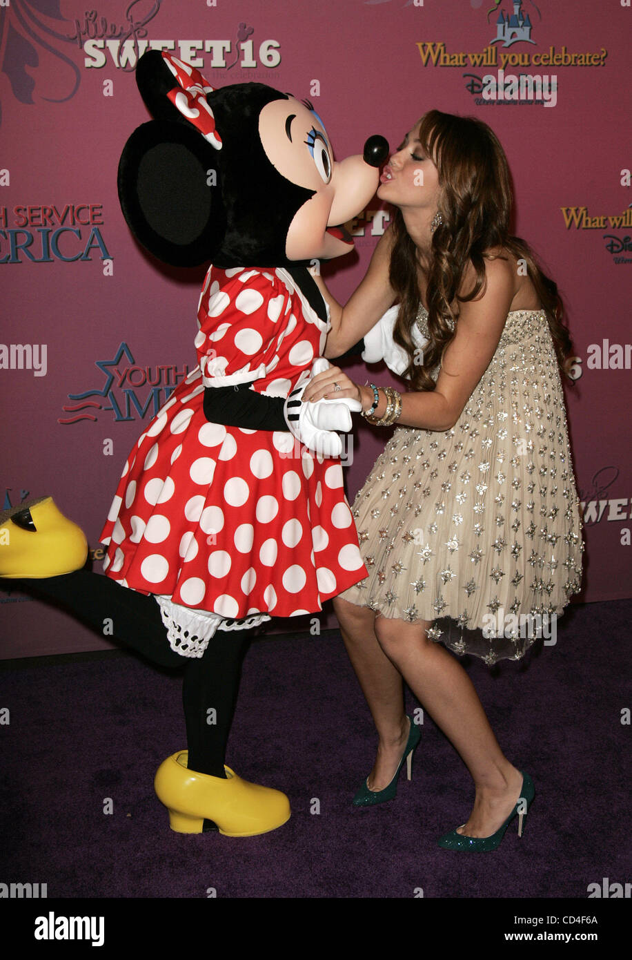 Lisa mouse hi-res stock photography and images - Alamy