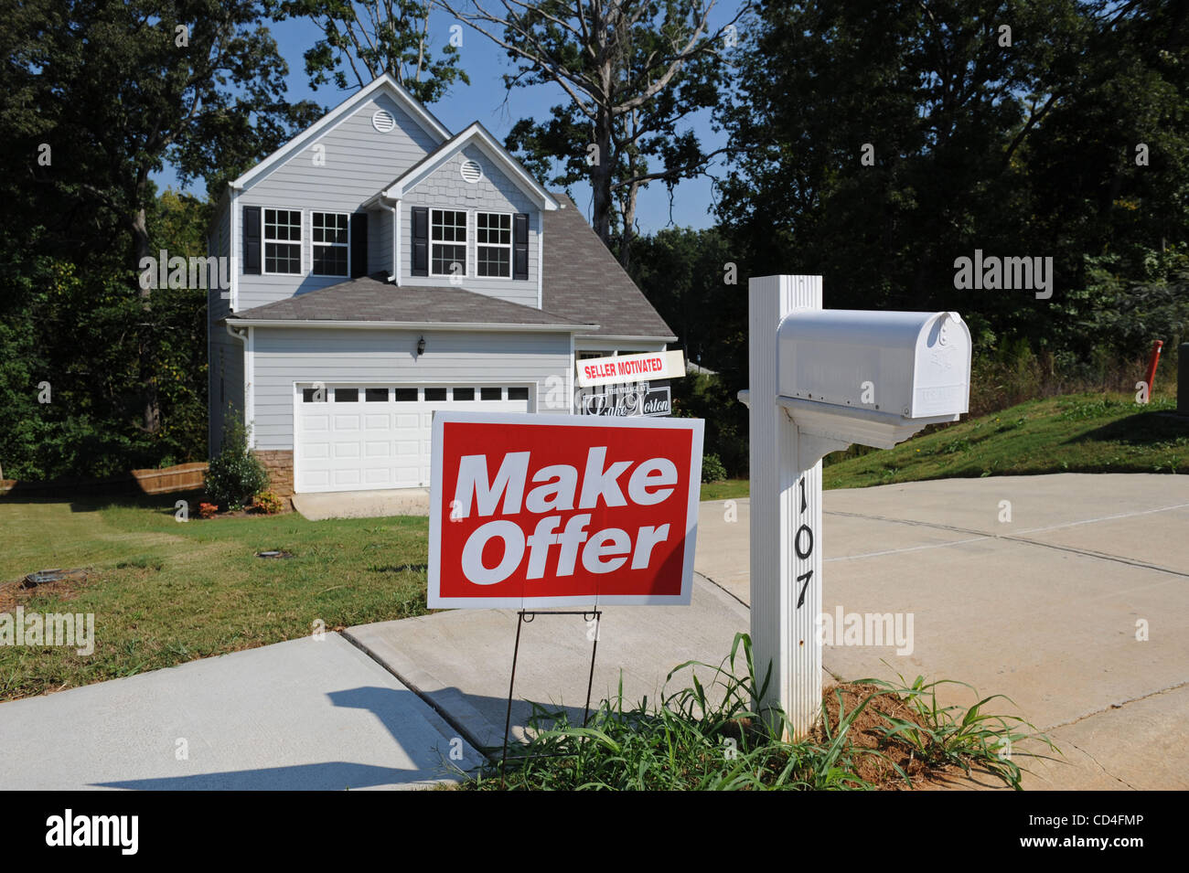 Unsold homes hi-res stock photography and images - Alamy