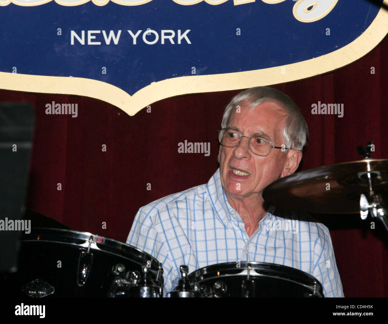 Oct. 9, 2008 - New York, New York, U.S. - MEMBERS FROM JOHN LENNON'S ...