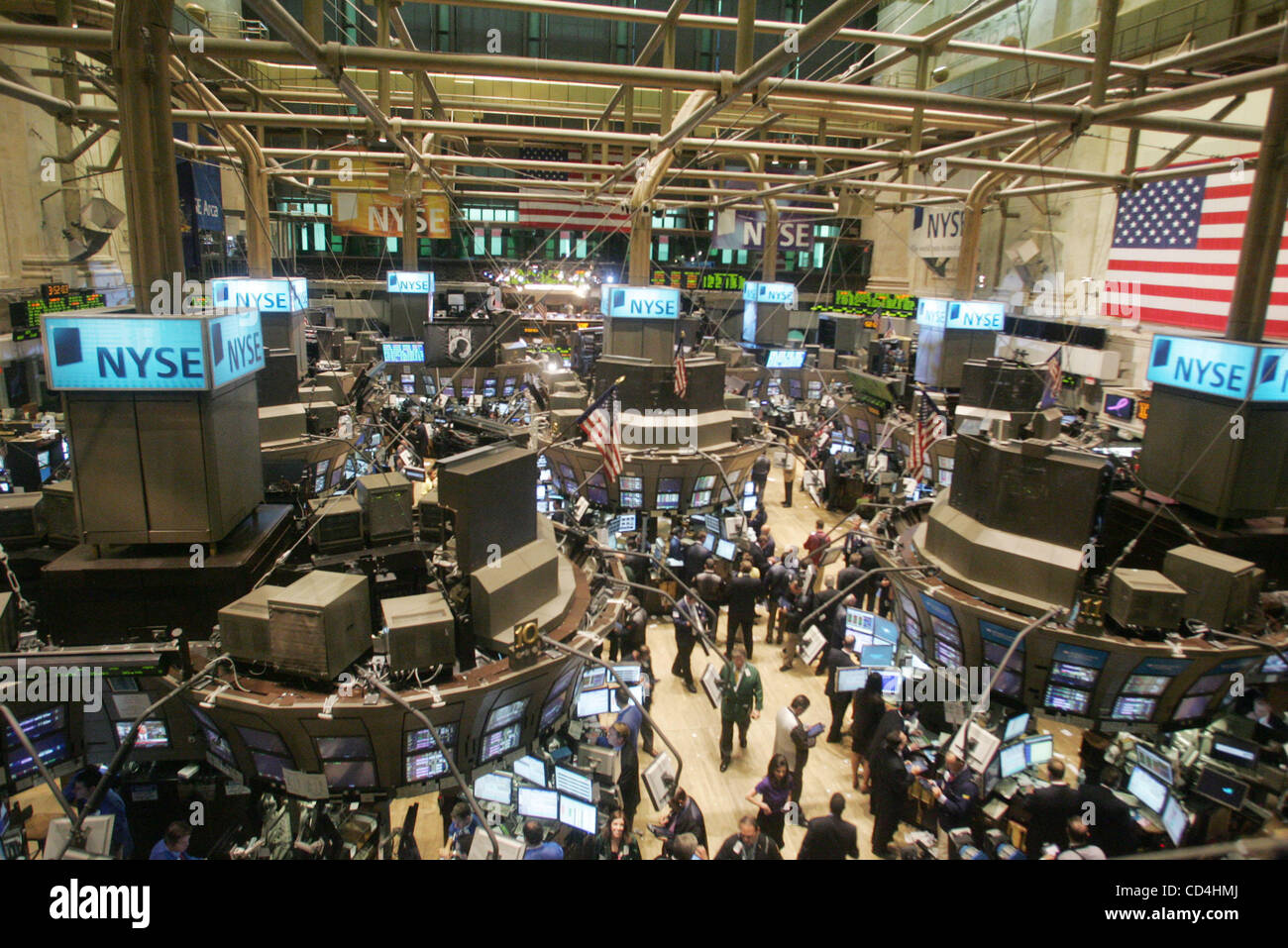 Oct 10, 2008 - New York, NY, USA - Traders work on the floor of the New ...