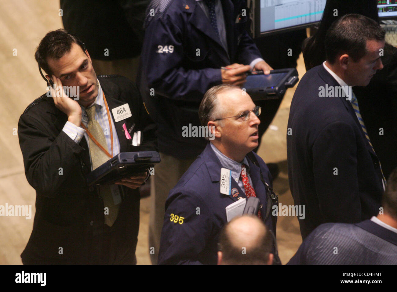 Oct 10, 2008 - New York, NY, USA - Traders work on the floor of the New ...