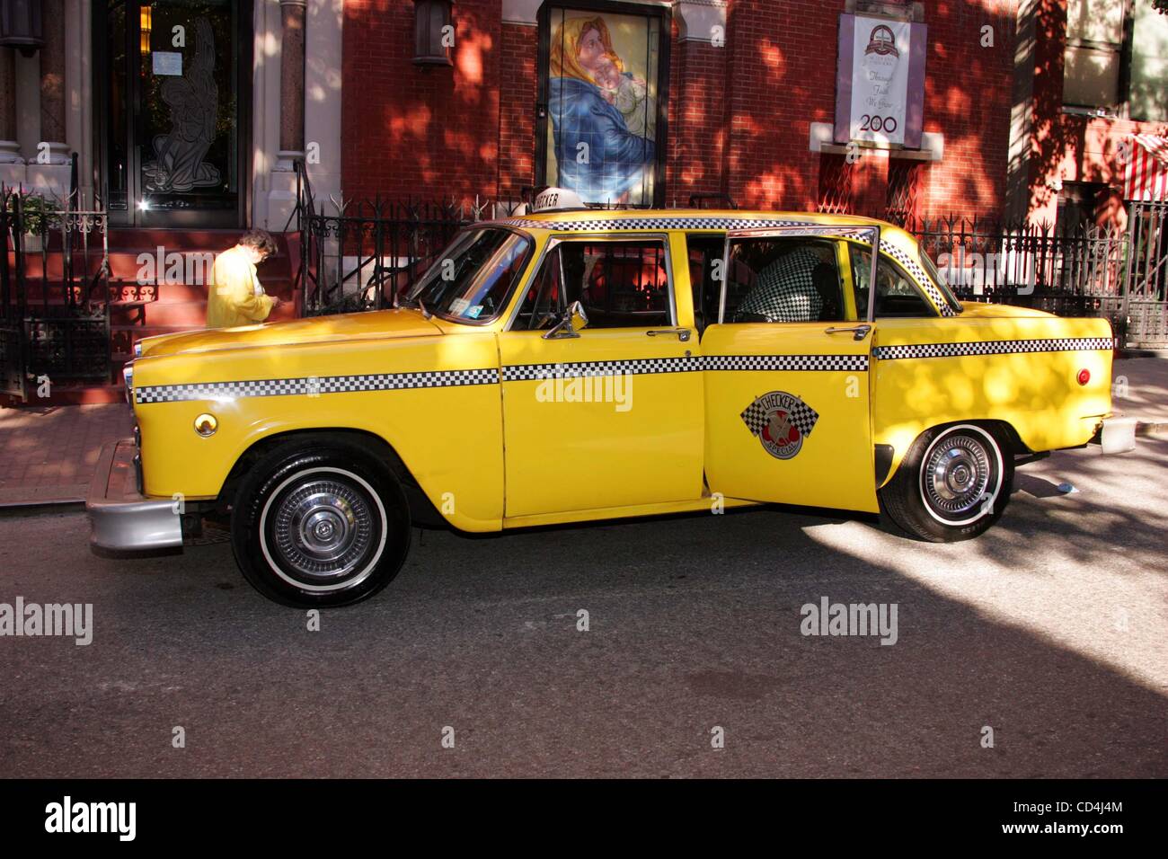 Checkered Cab High Resolution Stock Photography and Images - Alamy