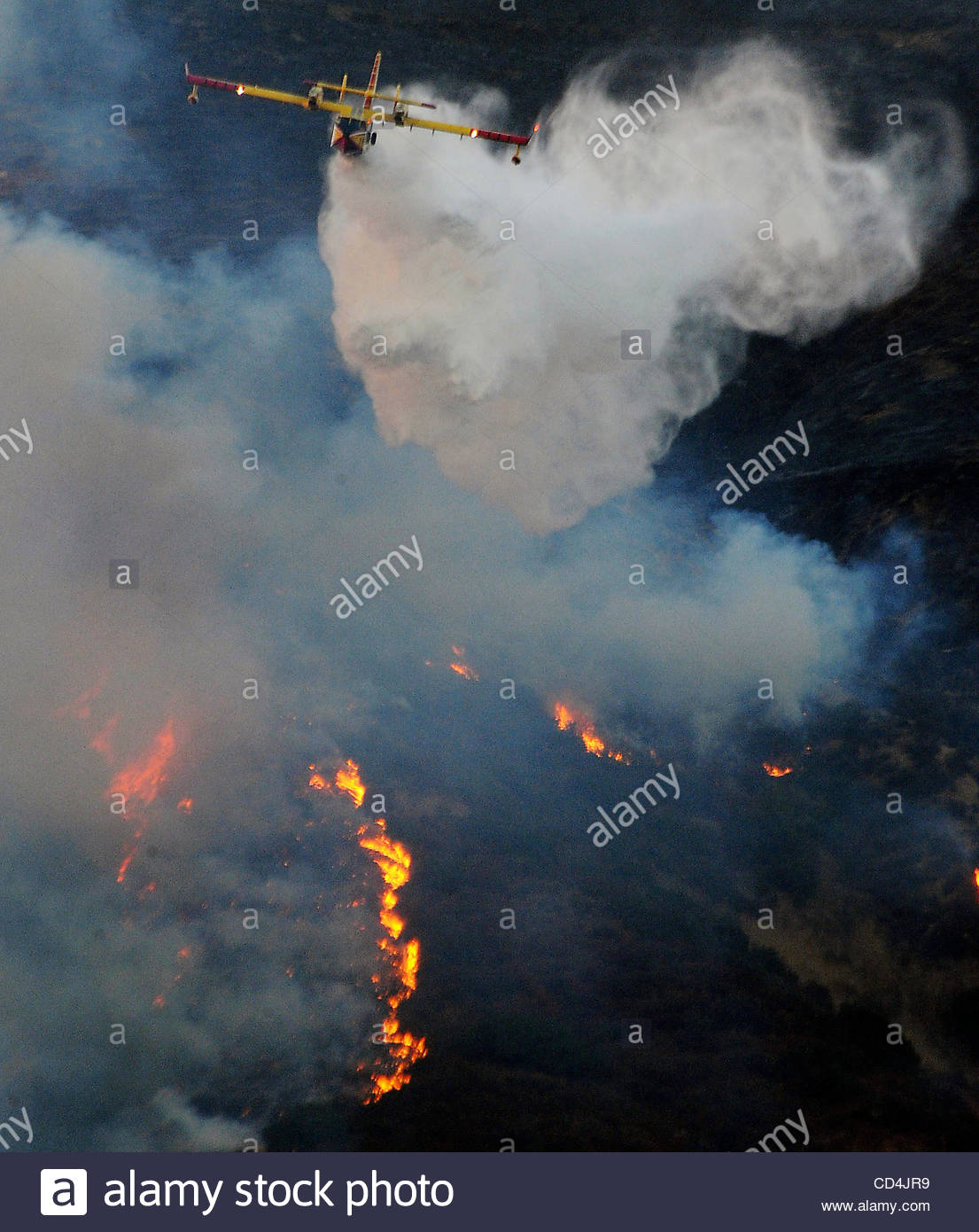 Super Scooper Stock Photos & Super Scooper Stock Images - Alamy