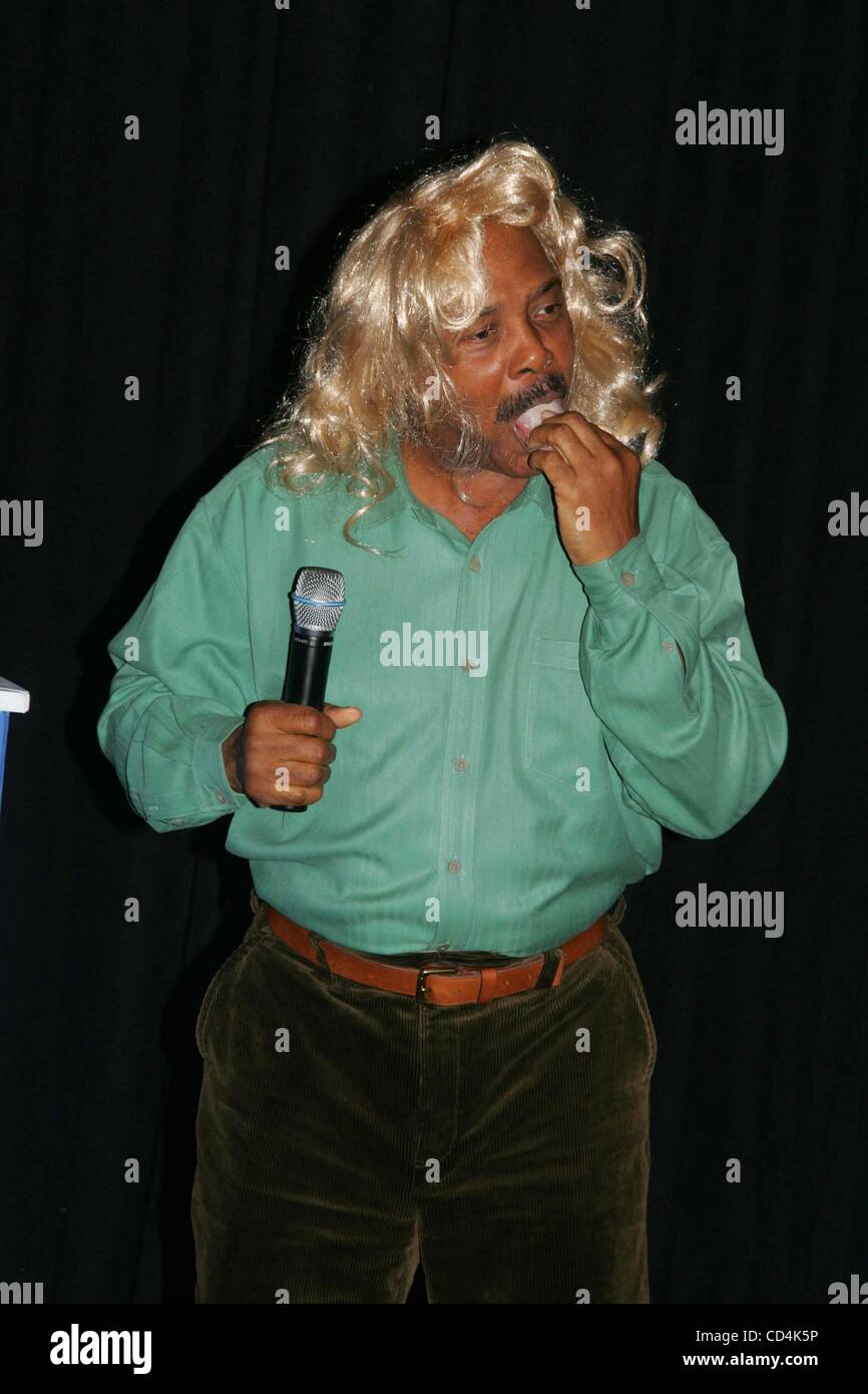 Sesame street 2008 hi-res stock photography and images - Alamy