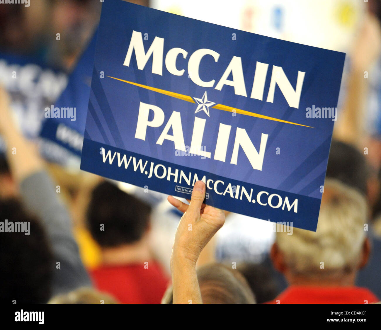 Oct 13, 2008 - Wilmington, North Carolina; USA - Over 2,000 John McCain ...