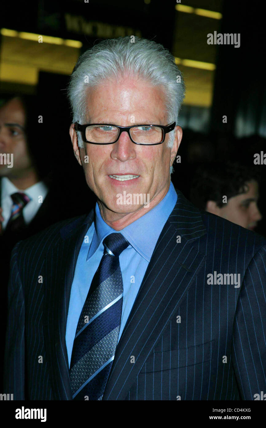 Oct. 14, 2008 - New York, New York, U.S. - '' W. '' THE WORLD PREMIERE ...