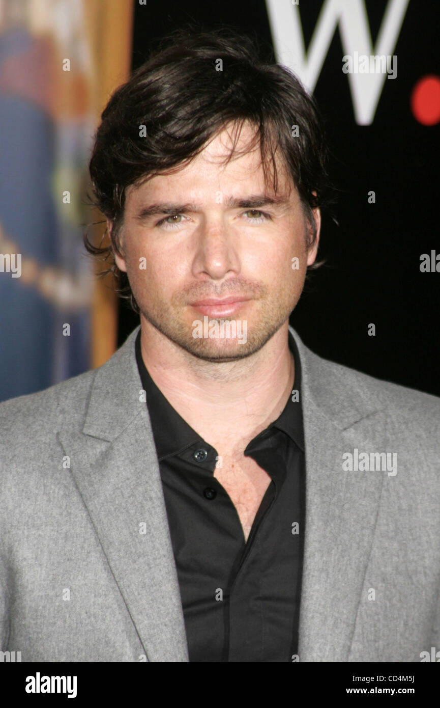 Oct 14, 2008 - New York, NY, USA - Actor MATTHEW SETTLE attends the New ...