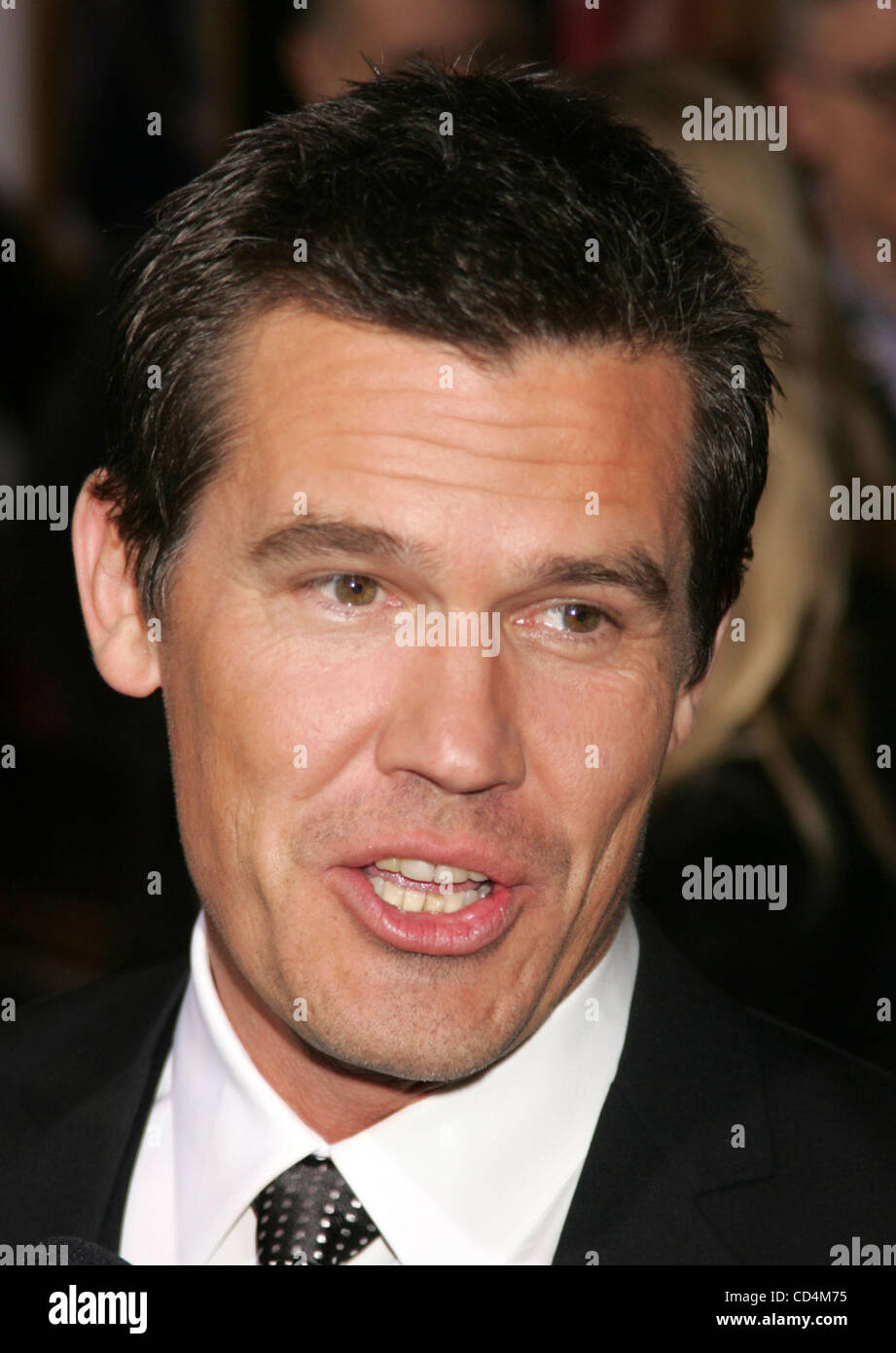 Oct 14, 2008 - New York, NY, USA - Actor JOSH BROLIN attends the New ...