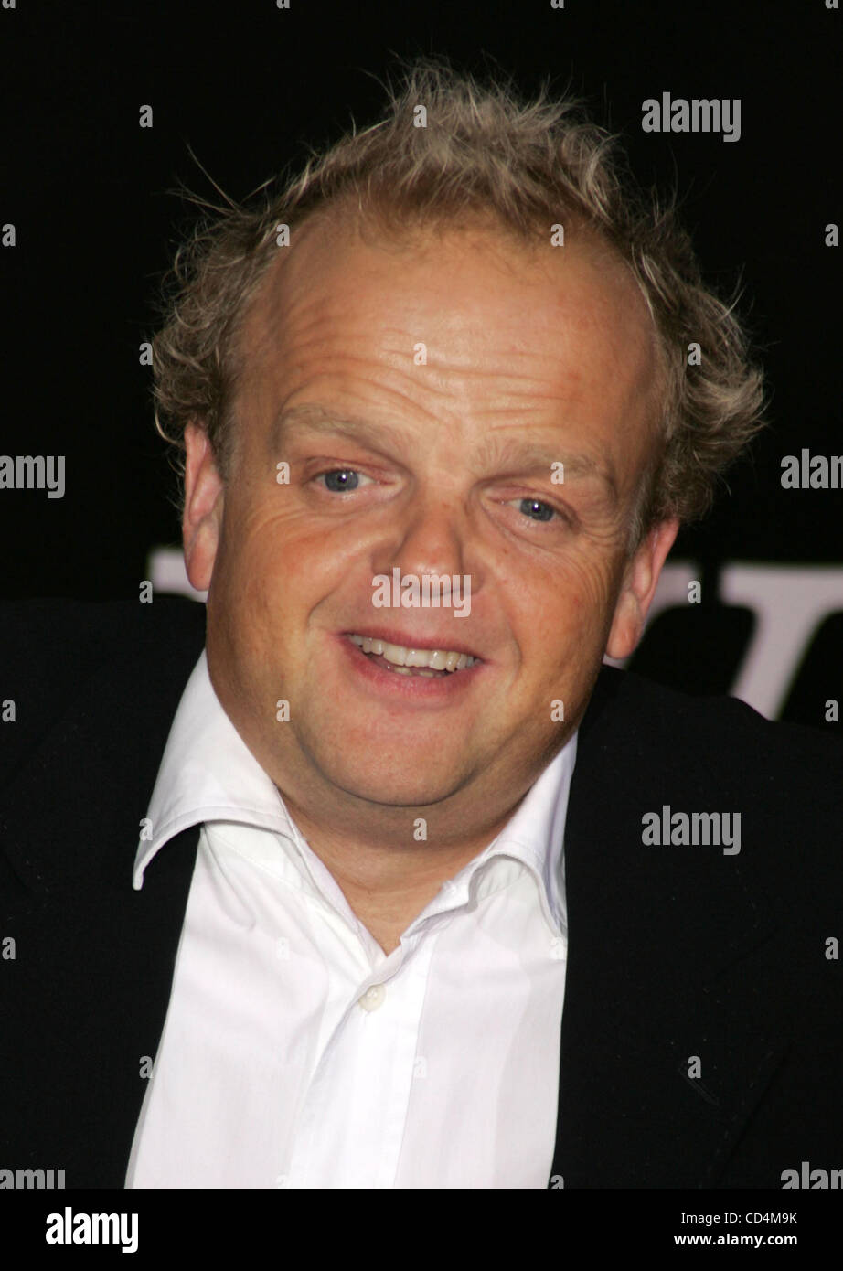 Oct 14, 2008 - New York, NY, USA - Actor TOBY JONES attends the New ...