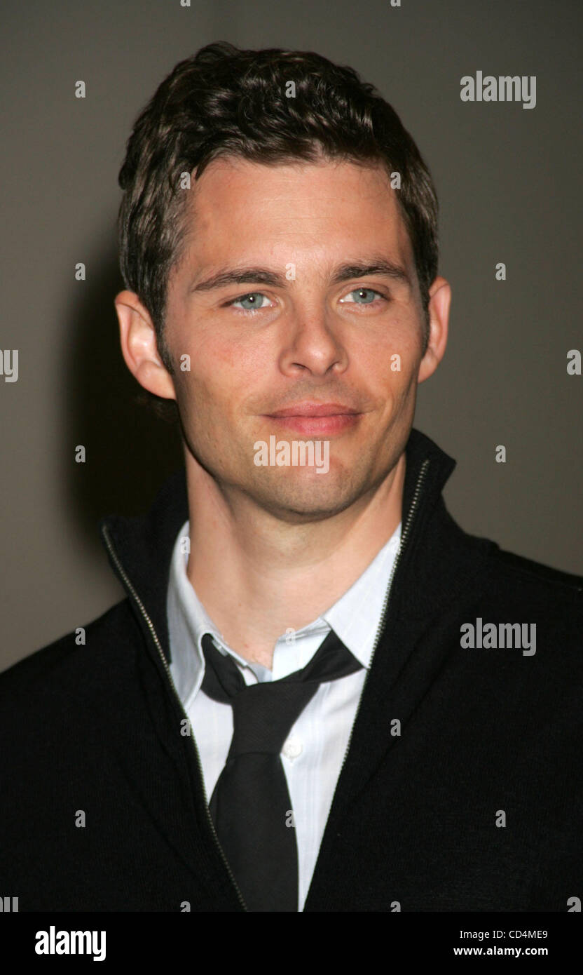 Oct 14, 2008 - New York, NY, USA - Actor JAMES MARSDEN at MTV's TRL ...