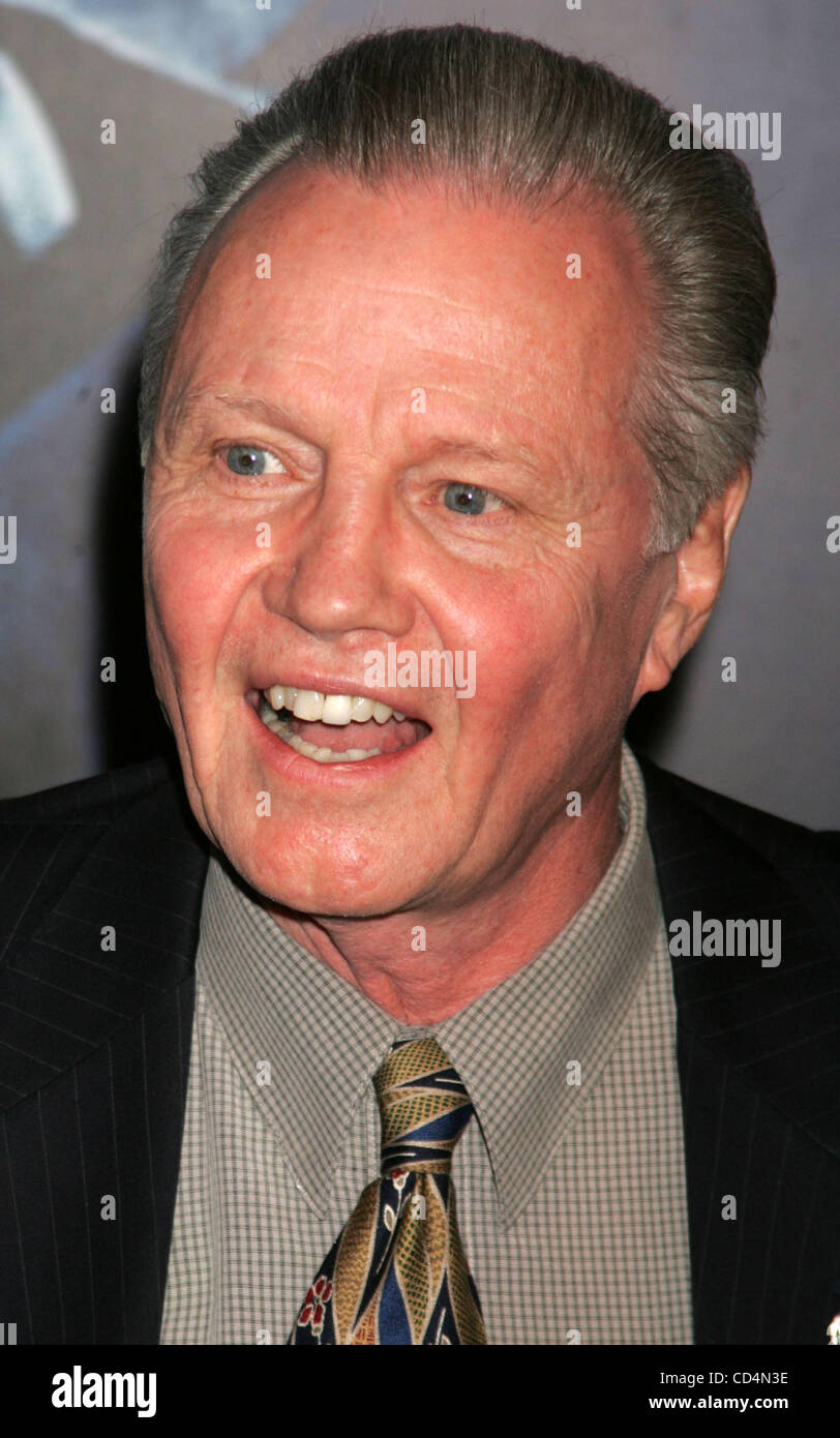 Oct 15, 2008 - New York, NY, USA - Actor JON VOIGHT at the New York ...