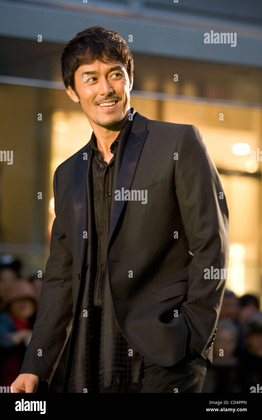 Actor hiroshi abe hi-res stock photography and images - Alamy