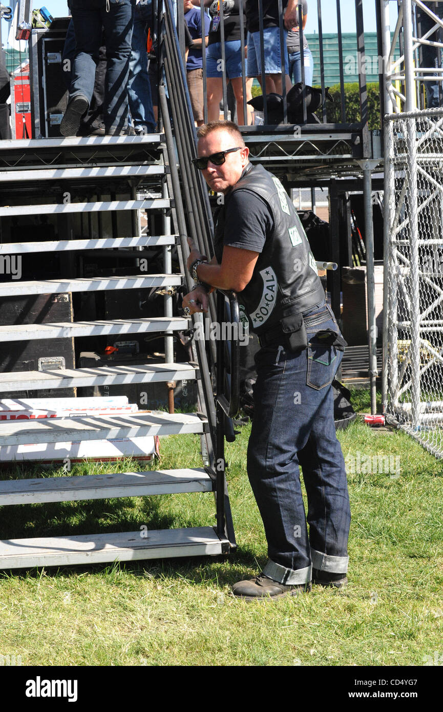 Scott mitchell actor hi-res stock photography and images - Alamy