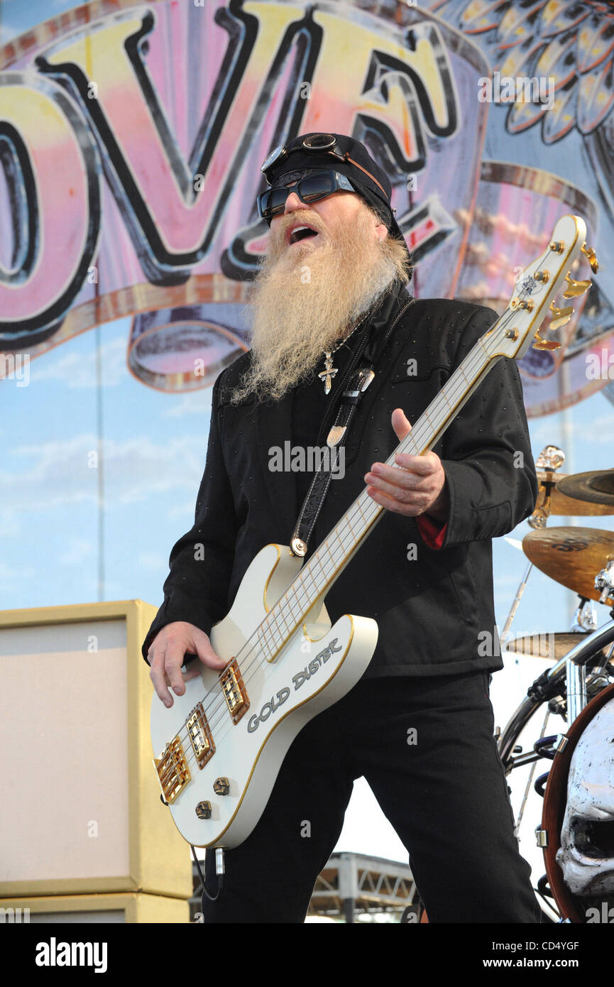 Dusty hill of zz top hi-res stock photography and images - Alamy