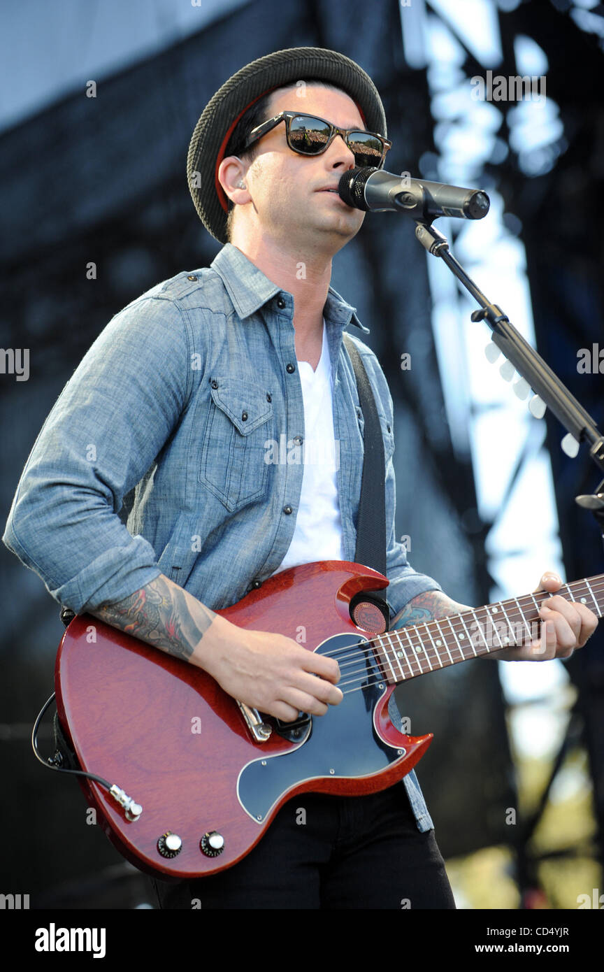 Oct 26, 2008 - New Orleans, Louisiana; USA - Singer / Guitarist CHRIS ...