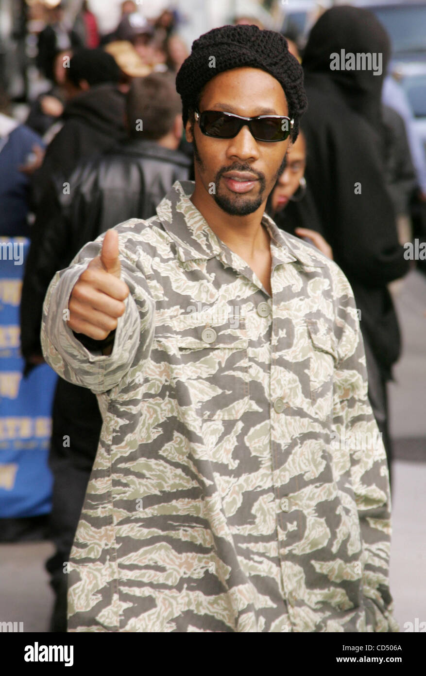 Oct 27, 2008 - New York, NY, USA -Hip hop artist RZA poses for photos ...