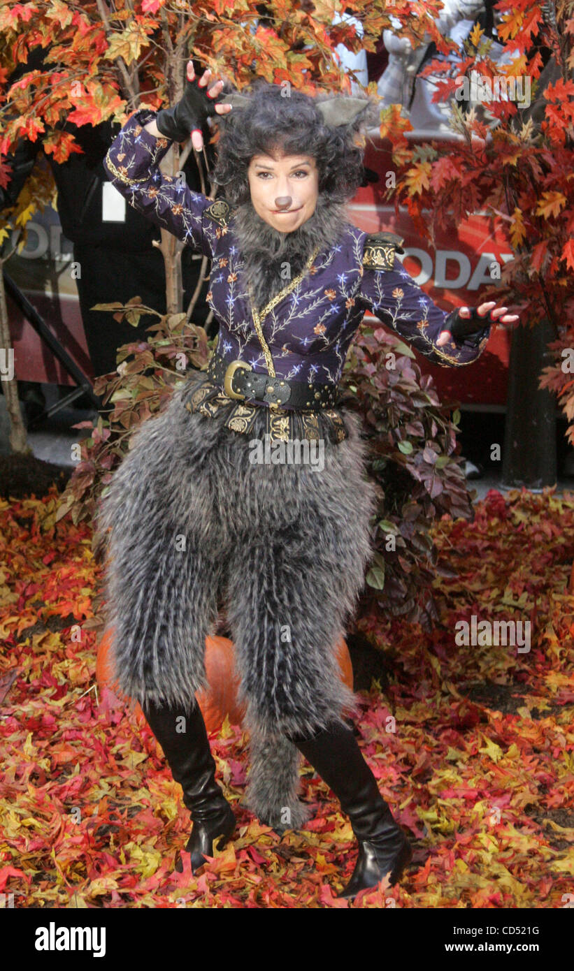 Oct 31, 2008 - New York, NY, USA - 'Today' show co-host KATHIE LEE ...