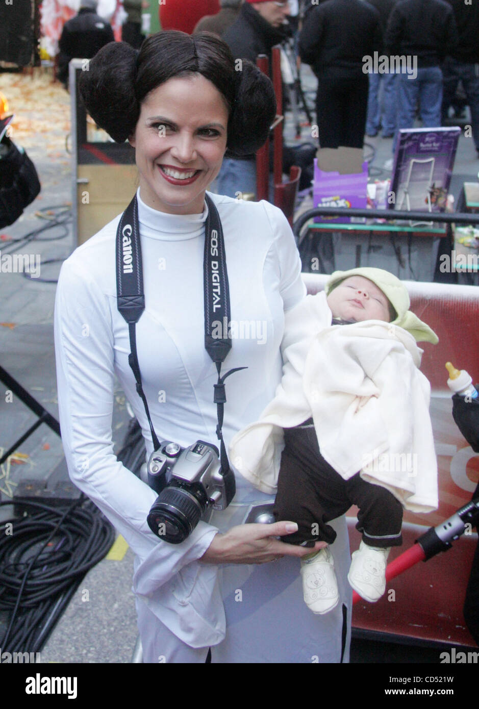 Natalie morales rhodes hi-res stock photography and images - Alamy