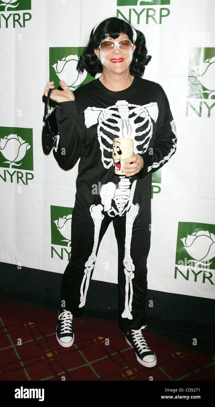 Oct 31, 2008 - New York, NY, USA - Singer FRED SCHNEIDER from 'The B-52 ...