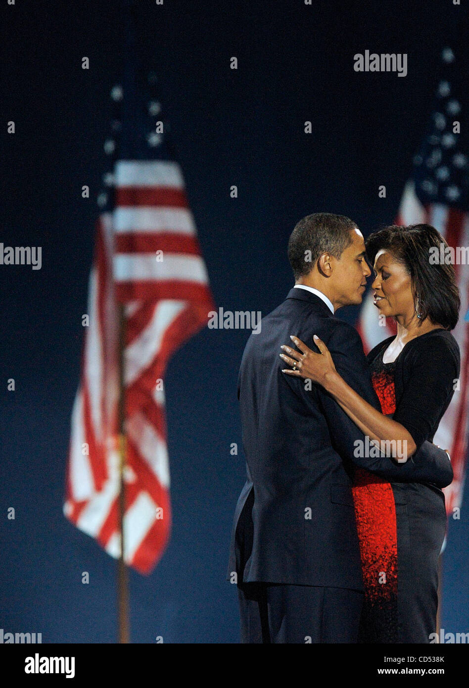 Democratic presidential candidate Barack Obama and wife Michaelle ...
