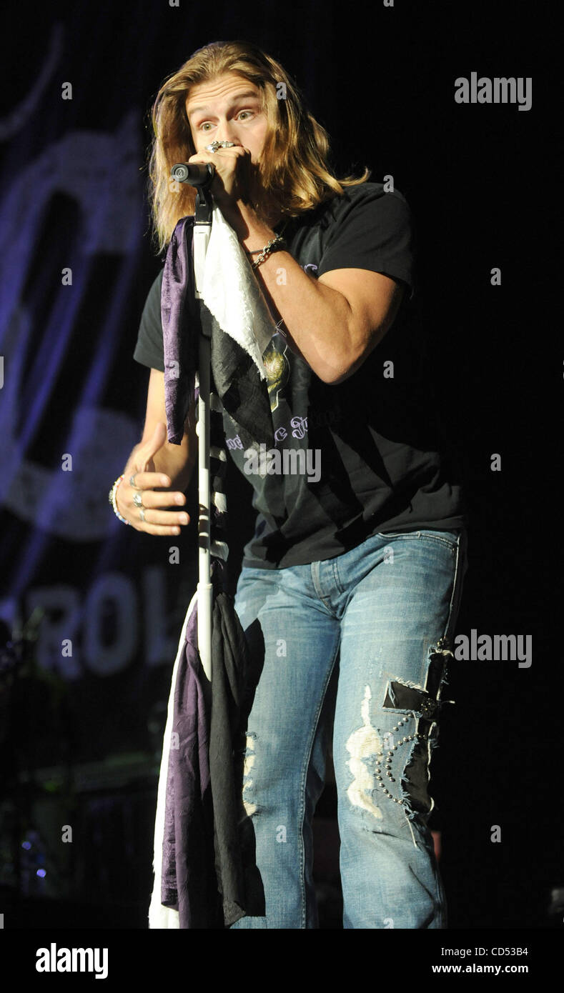 Oct 4, 2008 - Raleigh, North Carolina; USA - Musician JASON MICHAEL ...