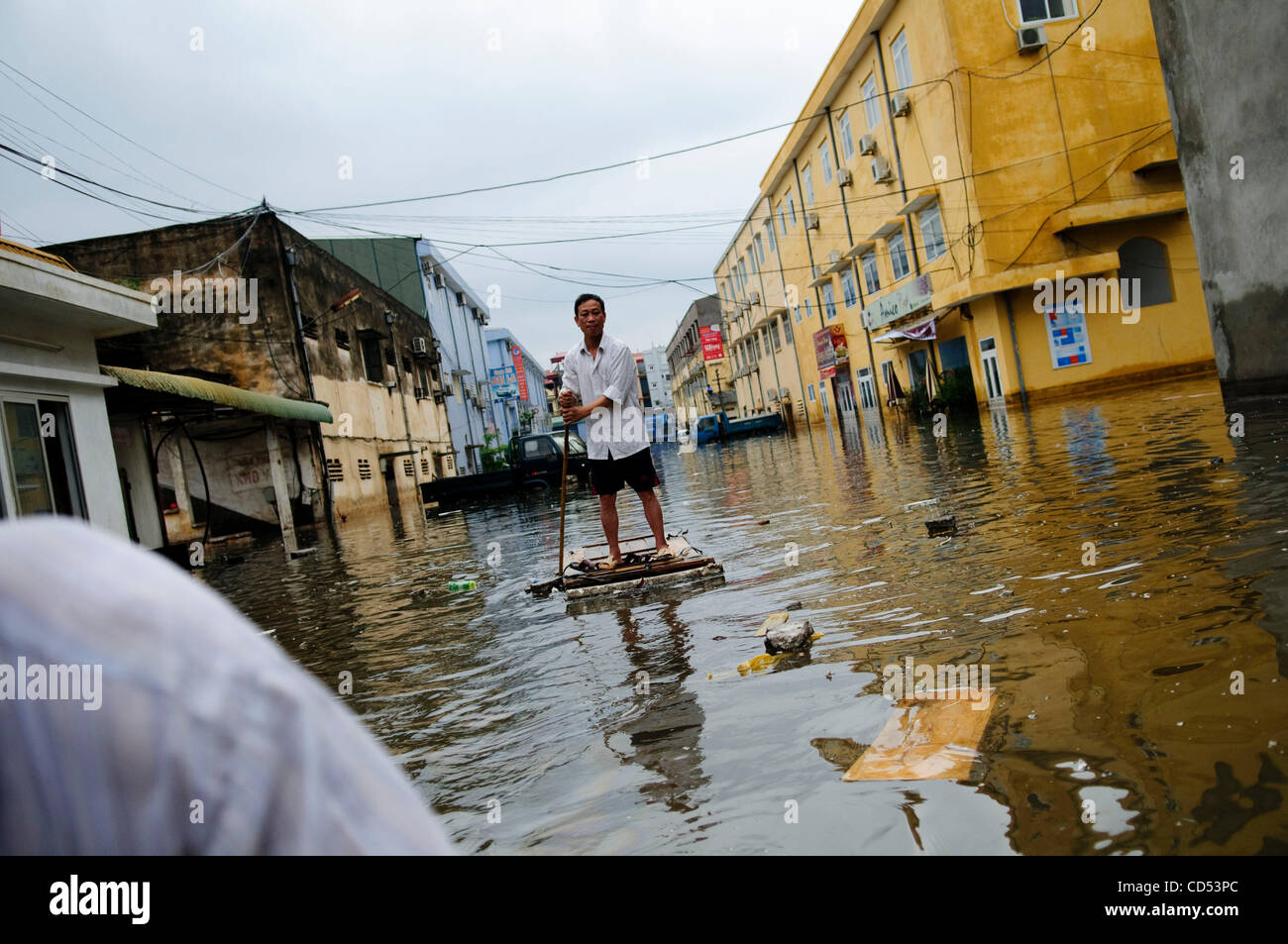 Flooded streets of Hanoi after Vietnam's worst floods in 25 years ...