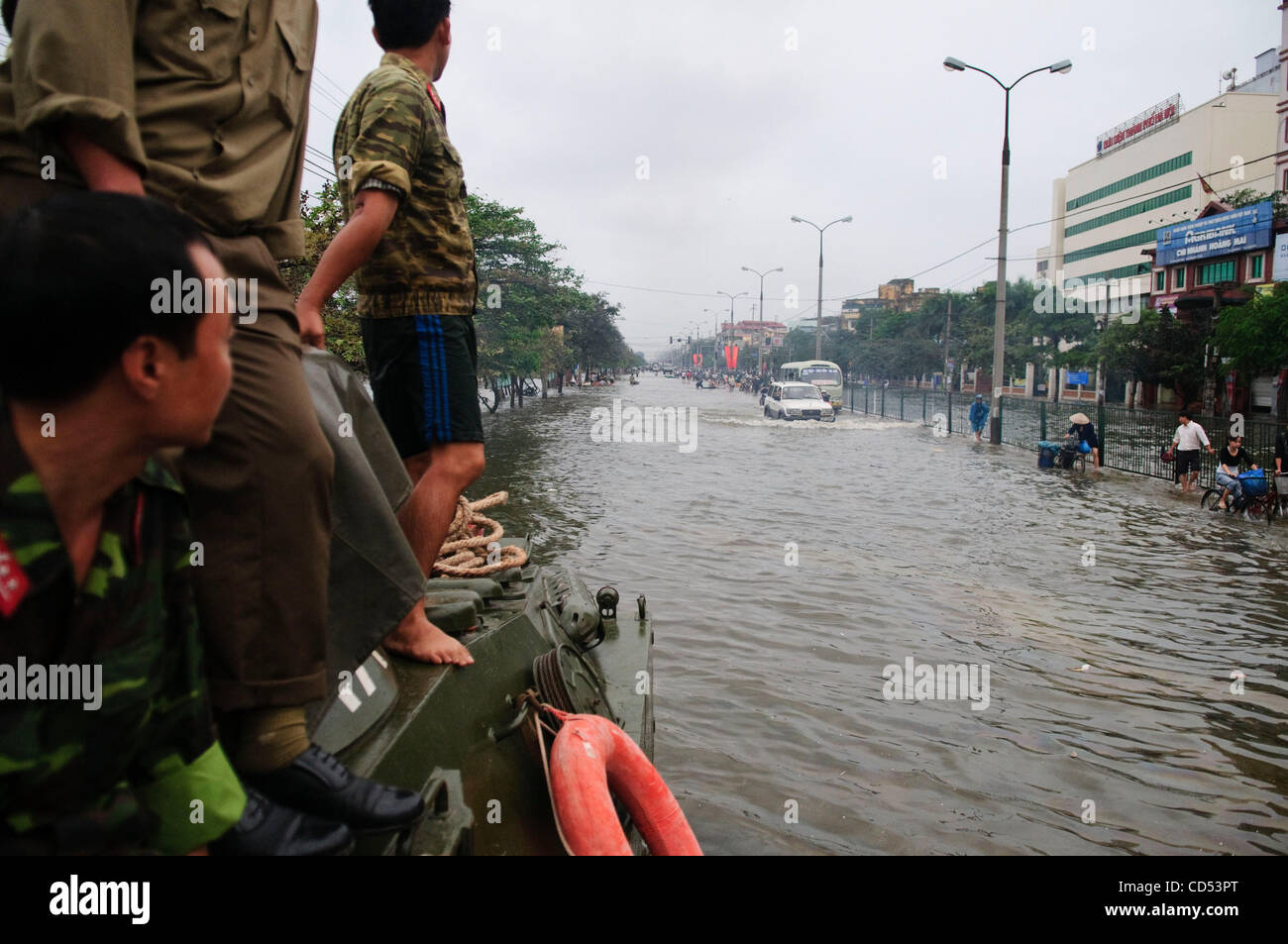 Flooded streets of Hanoi after Vietnam's worst floods in 25 years ...