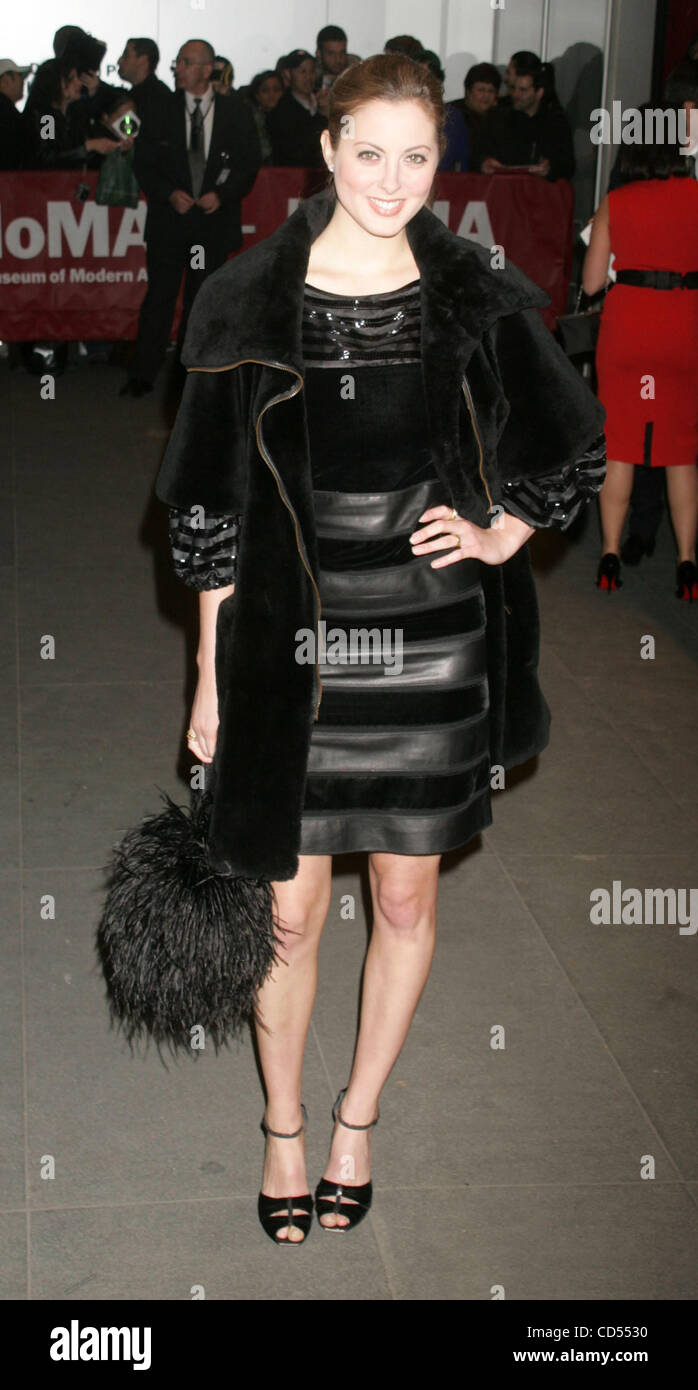 Nov 10, 2008 - New York, NY, USA - Actress EVA AMURRI at the arrivals ...
