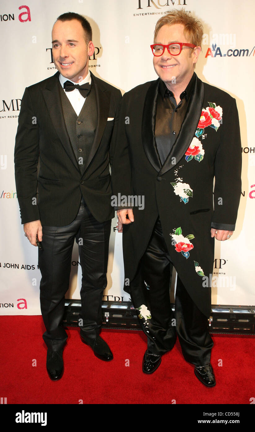 Elton john and his partner david furnish hi-res stock photography and ...